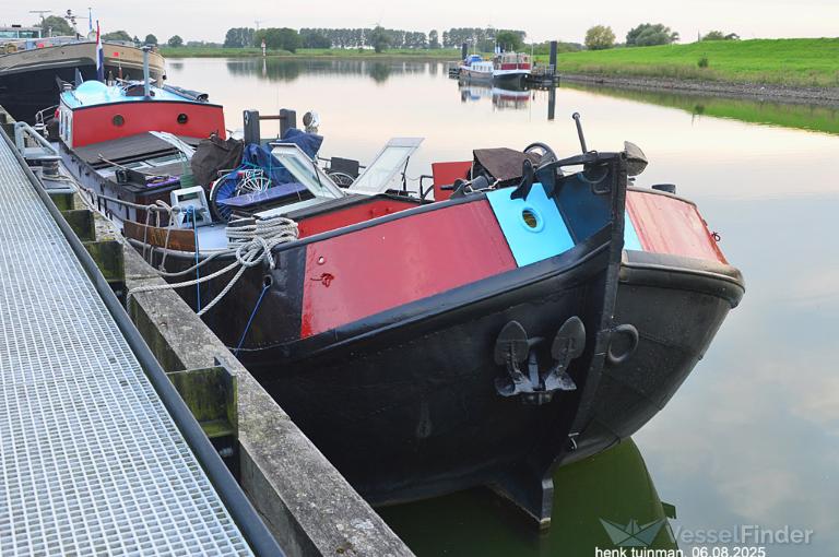 JACANA, Pleasure craft - Details and current position - ENI 03330133 ...