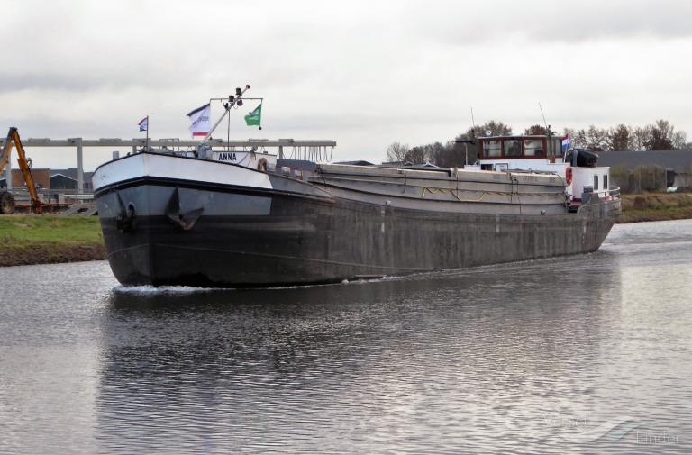 ANNA, Cargo ship - Details and current position - MMSI 244780252 ...