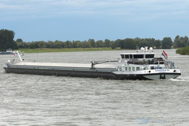 SANDRA W., Cargo ship - Details and current position - ENI 02335125 ...