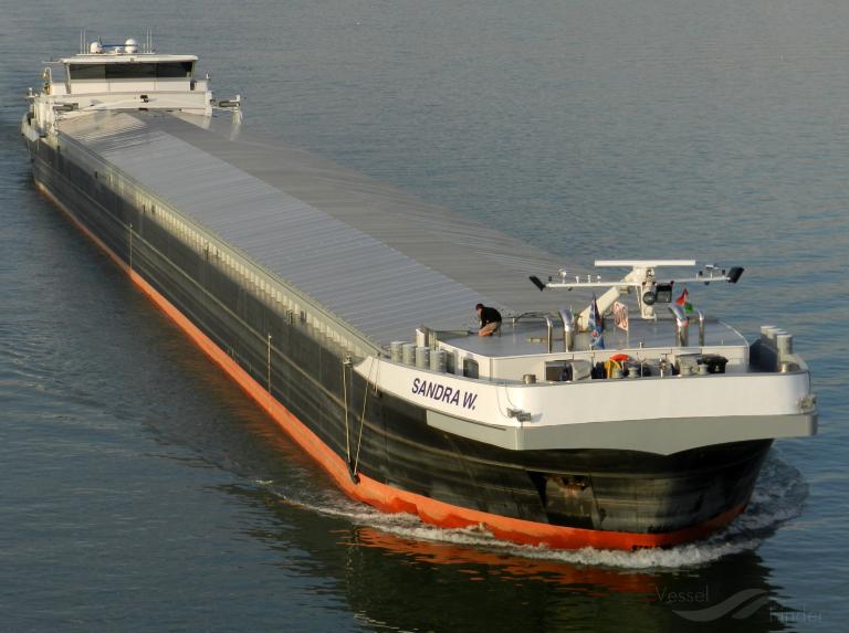 SANDRA W., Cargo ship - Details and current position - ENI 02335125 ...