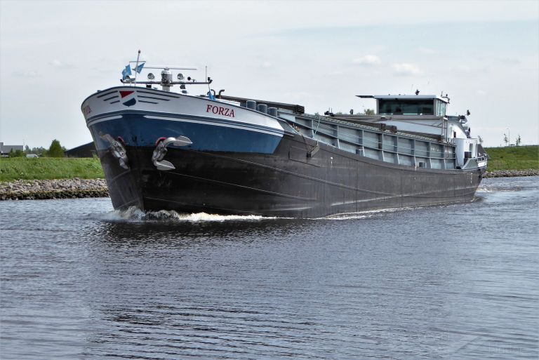 FORZA, Cargo ship - Details and current position - MMSI 244790205 ...