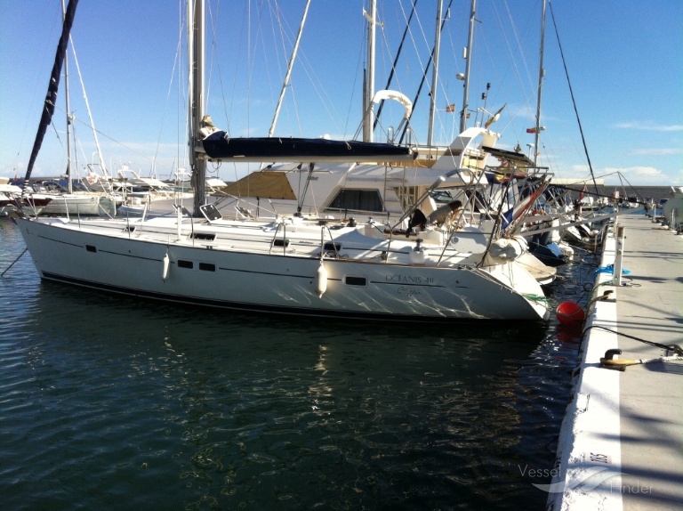 PHOENIX, Sailing vessel - Details and current position - MMSI 244790600 ...