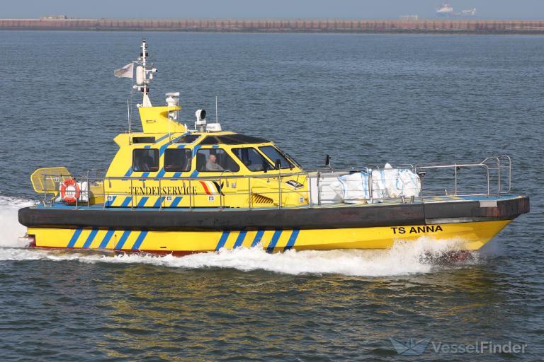 TS ANNA, Port tender - Details and current position - MMSI 244800000 ...