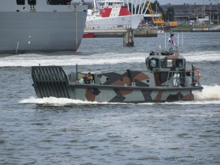 LCVP L9570, Military ops - Details and current position - MMSI 245344000 - VesselFinder