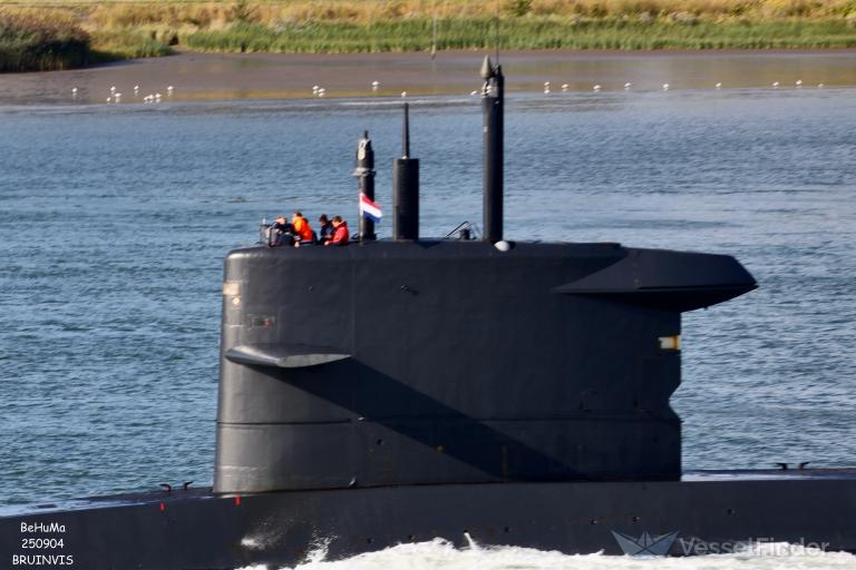 NLD WARSHIP F804, Military ops - Details and current position - MMSI ...