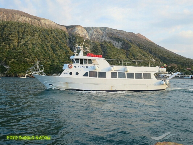 INTREPIDO, Passenger ship - Details and current position - MMSI ...