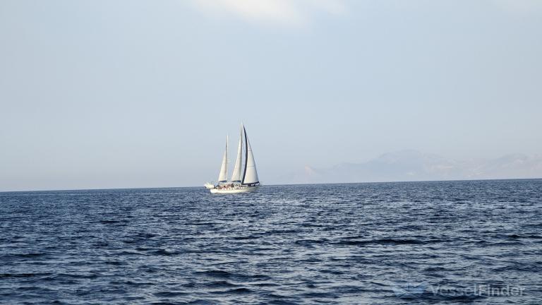 SHAULA, Sailing vessel - Details and current position - MMSI 247360770 ...