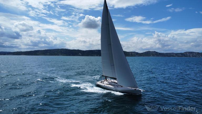 APE XL, Sailing vessel - Details and current position - MMSI 247390030 ...