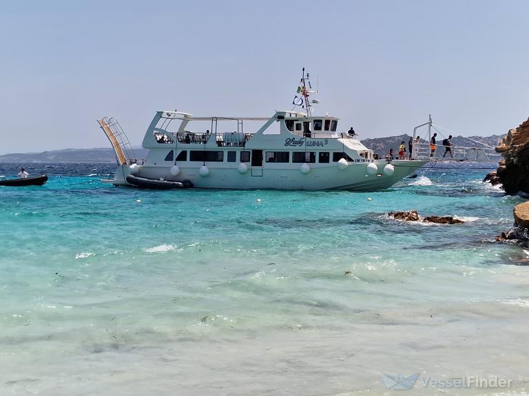 LADY LUNA 3, Passenger ship - Details and current position - MMSI ...