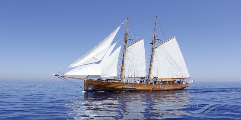 ESTEEM FUJI, LNG Tanker - Details and current position - IMO 9991850 ...