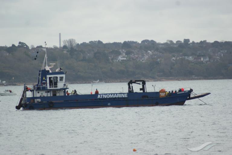 YORKSHIRE LADY, Cargo ship - Details and current position - MMSI ...