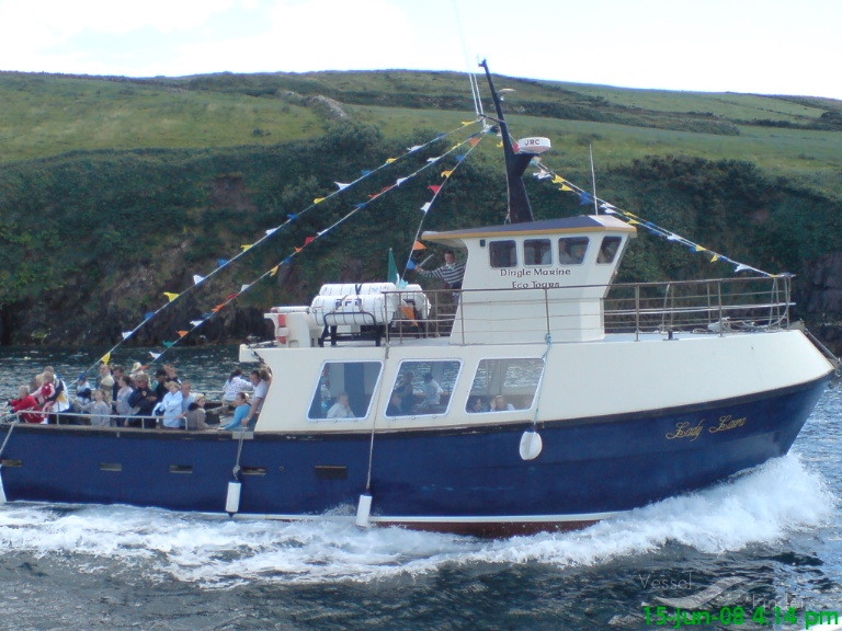 LADY LAURA, Passenger ship - Details and current position - MMSI ...