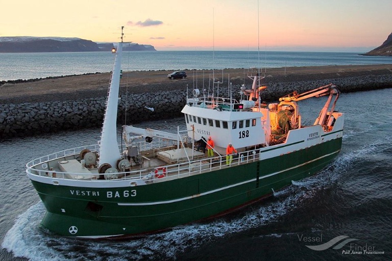 VESTRI, Fishing Vessel - Details and current position - IMO 6400525 ...