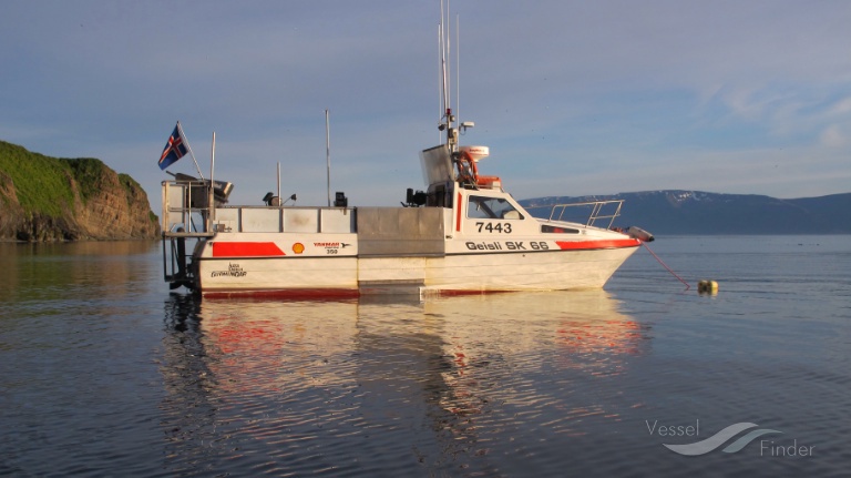 GEISLI, Fishing vessel - Details and current position - MMSI 251747110 ...
