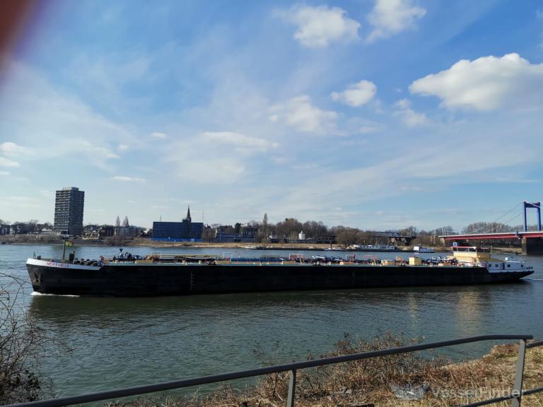 NEPTUNUS, Tanker - Details and current position - ENI 02326973, MMSI ...