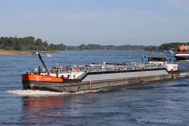 MARINA, Tanker - Details and current position - MMSI 253242396 ...
