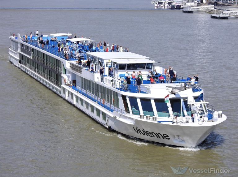 VIVIENNE, Passenger ship - Details and current position - MMSI ...