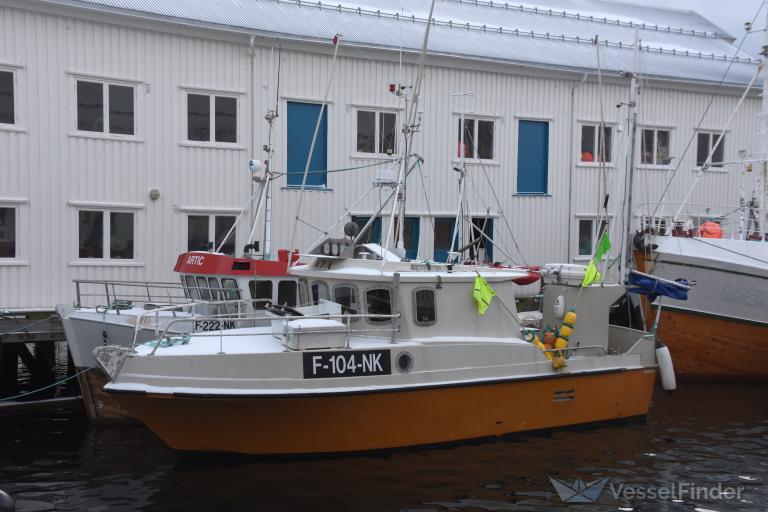 RAMBO, Fishing vessel - Details and current position - MMSI 257062840 ...