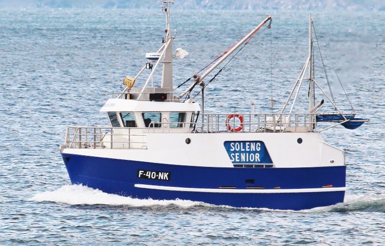SOLENG SENIOR, Fishing vessel - Details and current position - MMSI ...