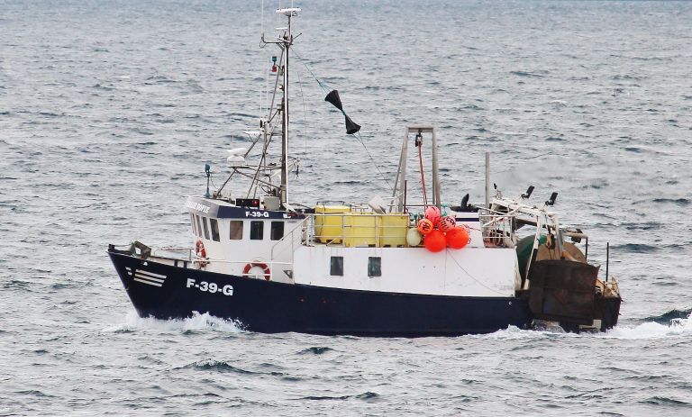AMALIE SOFIE, Fishing vessel - Details and current position - MMSI 257313440 - VesselFinder