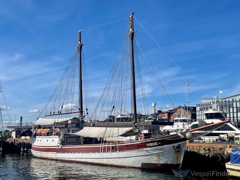 HELENA, Passenger ship - Schiffsdaten und aktuelle Position - MMSI ...