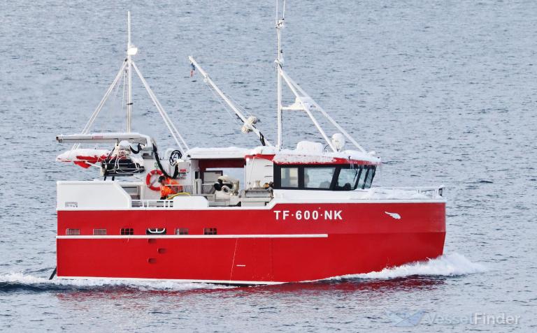 ASTERIX, Fishing vessel - Details and current position - MMSI 258018750 ...
