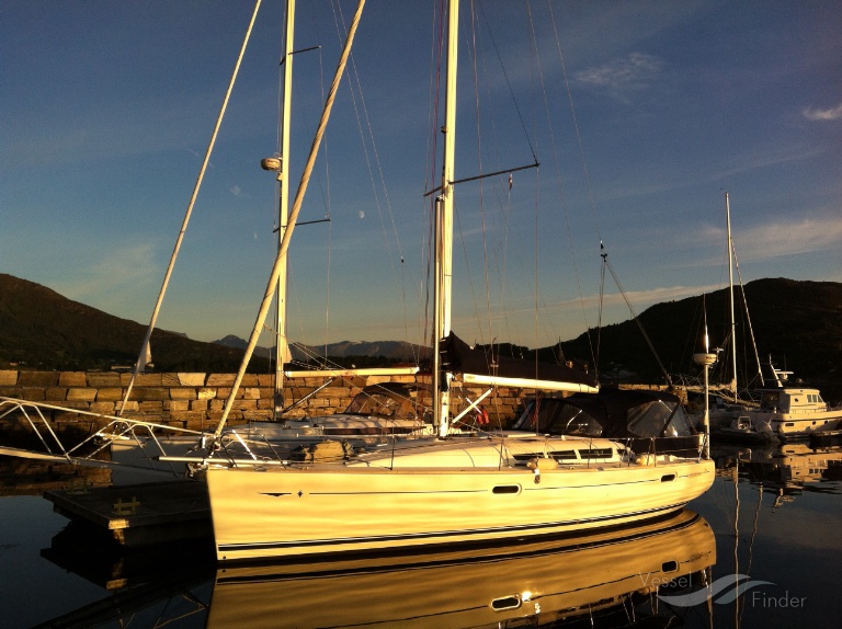 SVALE, Sailing vessel - Details and current position - MMSI 258501710 ...