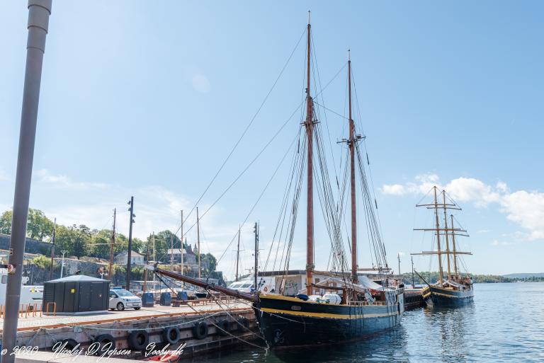 VOLLAN, Passenger ship - Details and current position - MMSI 258572000 ...