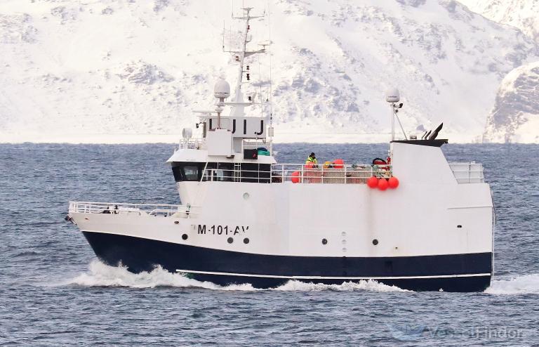 BAKKE JR, Fishing vessel - Details and current position - MMSI 259537000 - VesselFinder