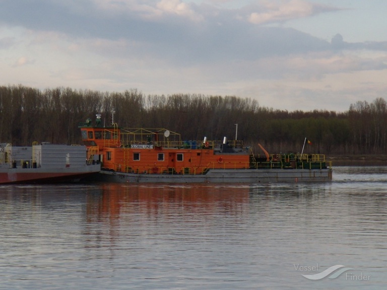 GLOBAL LINE 1, Cargo ship - Details and current position - MMSI ...