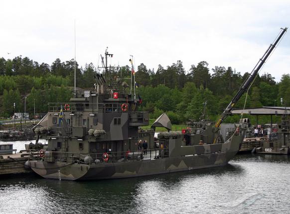 HMS LOKE, Military ops - Details and current position - MMSI 265501220 ...