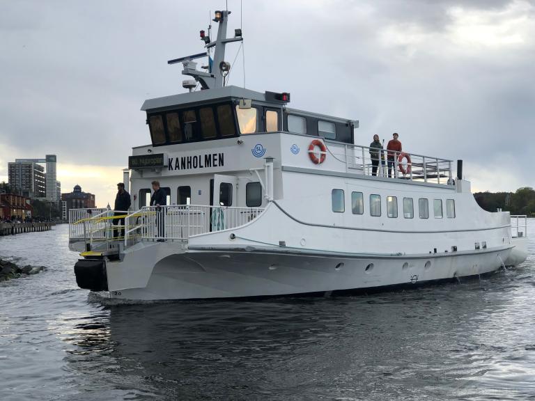 KANHOLMEN, Passenger ship - Details and current position - MMSI 265582580 - VesselFinder