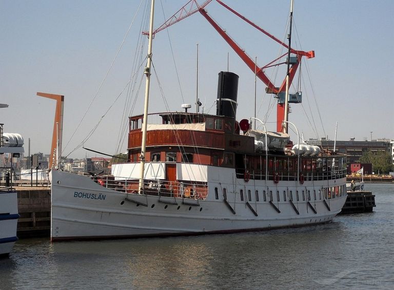 BOHUSLAN, Passenger ship - Details and current position - MMSI ...