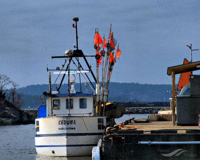 KN 12 CEDUNA, Fishing vessel - Details and current position - MMSI ...