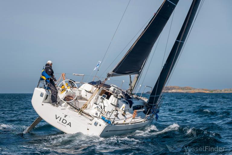 VIDA SINGLEHANDED, Sailing vessel - Details and current position - MMSI 265719620 - VesselFinder