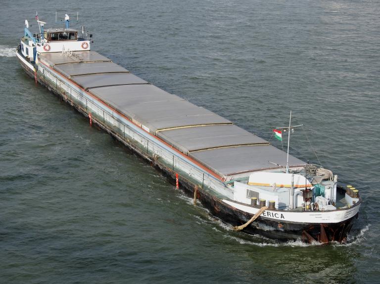 ERICA DT-2, Cargo ship - Details and current position - MMSI 267210176 ...
