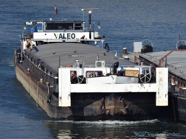 VALEO, Cargo ship - Details and current position - MMSI 267210261 ...