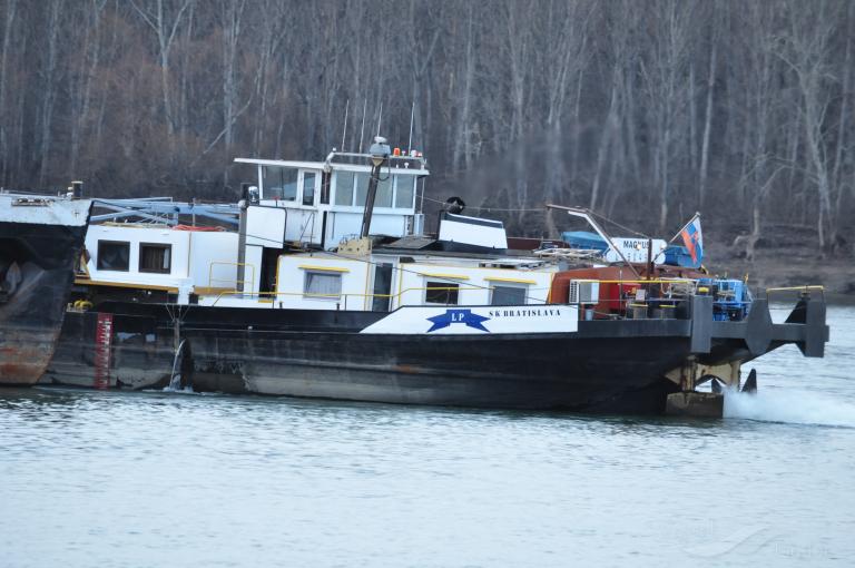 MAGNUS, Cargo ship - Details and current position - ENI 04604990, MMSI ...