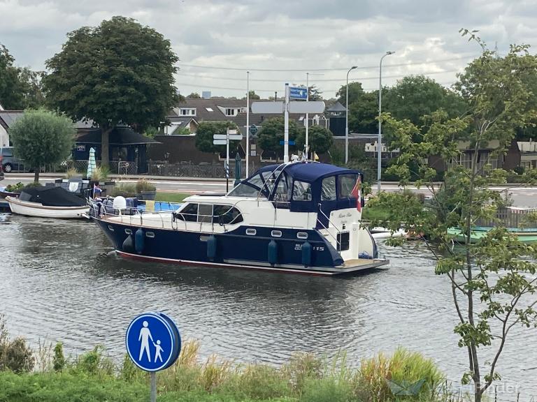 RINA BLUE, Pleasure craft - Details and current position - MMSI ...