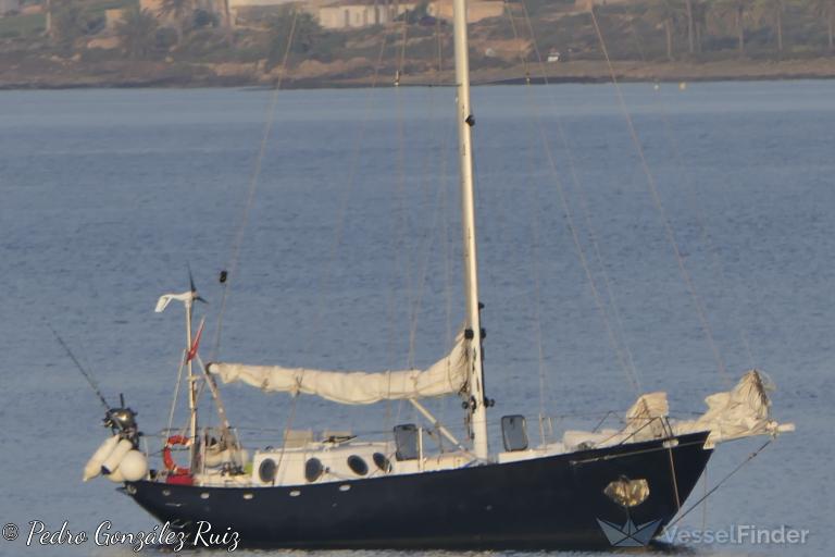 HELEN, Pleasure craft - Details and current position - MMSI 269113440 ...