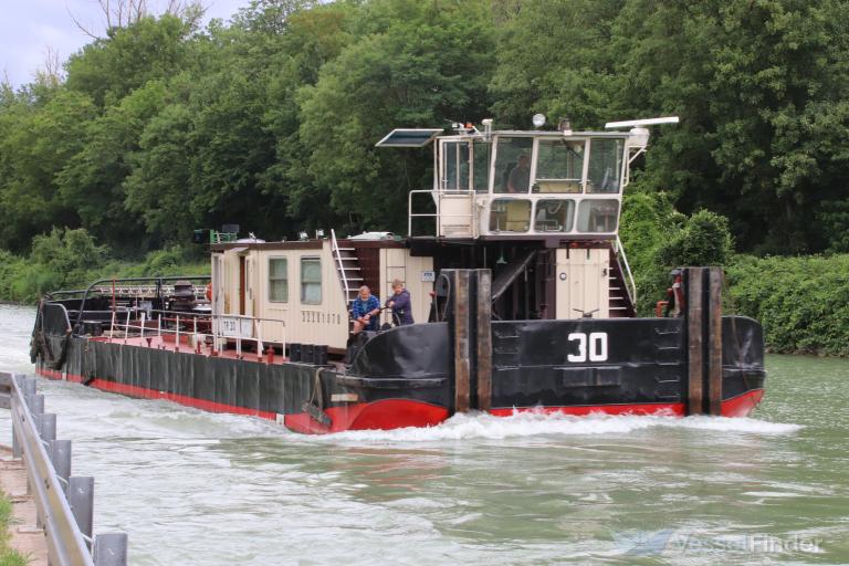 TR 30, Other type - Details and current position - MMSI 270429000 ...