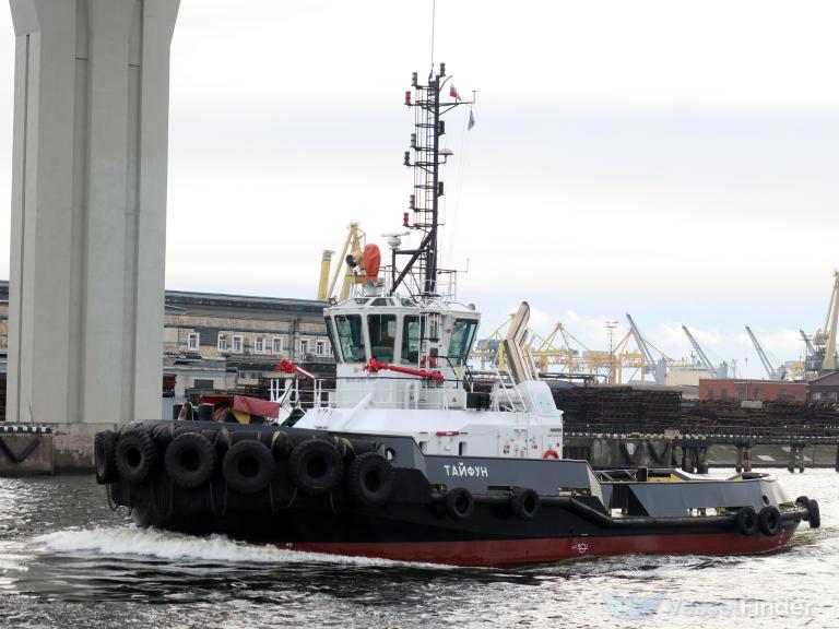 TYPHOON, Tug - Details and current position - MMSI 273317680 - VesselFinder