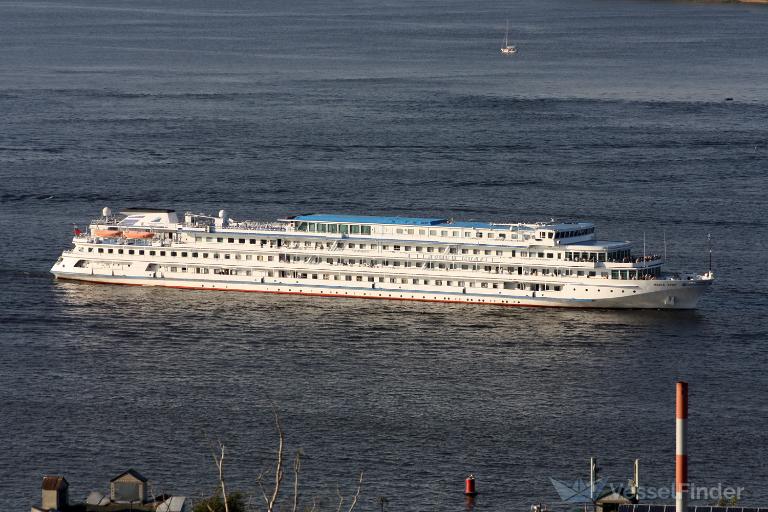VOLGA STAR, Passenger ship - Details and current position - MMSI ...