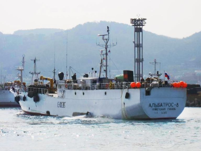 ALBATROSS 8, Fishing Vessel - Detalles del buque y posición actual ...