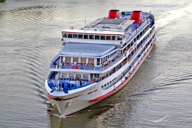 M.FRUNZE, Passenger ship - Details and current position - MMSI ...