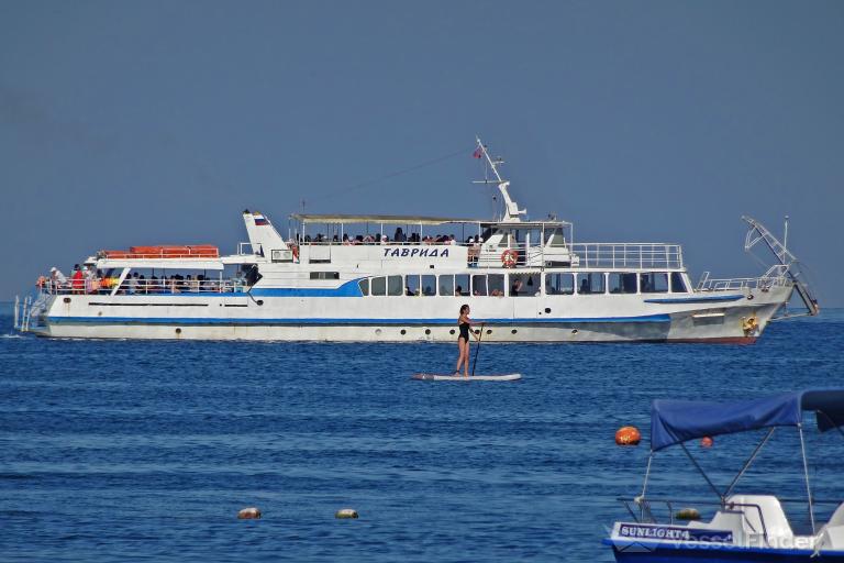 TAVRIDA, Passenger ship - Details and current position - MMSI 273388660 ...