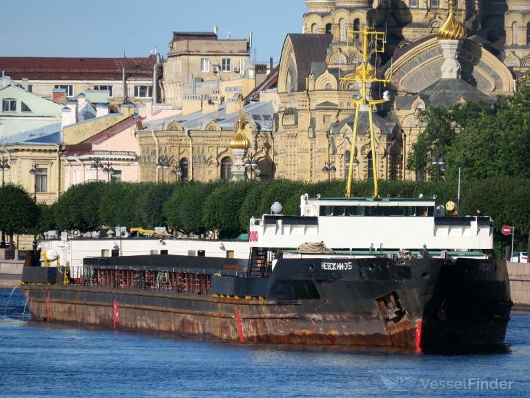 NEVSKIY-35, Cargo ship - Details and current position - MMSI 273443220 ...
