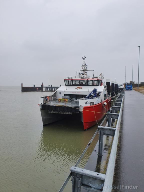 MO4, Offshore Tug/Supply Ship - Details and current position - IMO ...