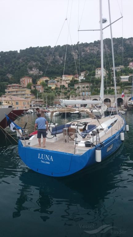 LUNA, Sailing vessel - Details and current position - MMSI 276009800 ...