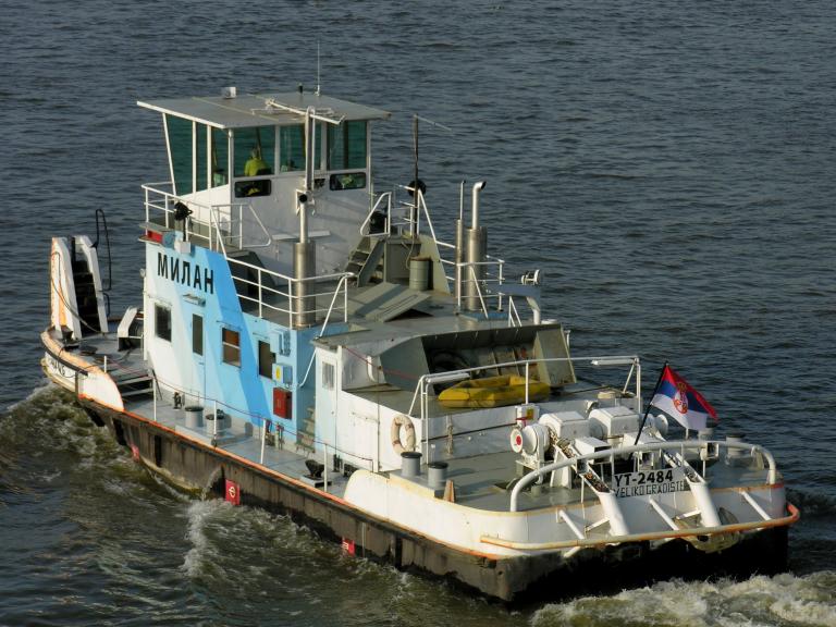 MILAN, Cargo ship - Details and current position - MMSI 279202484 ...